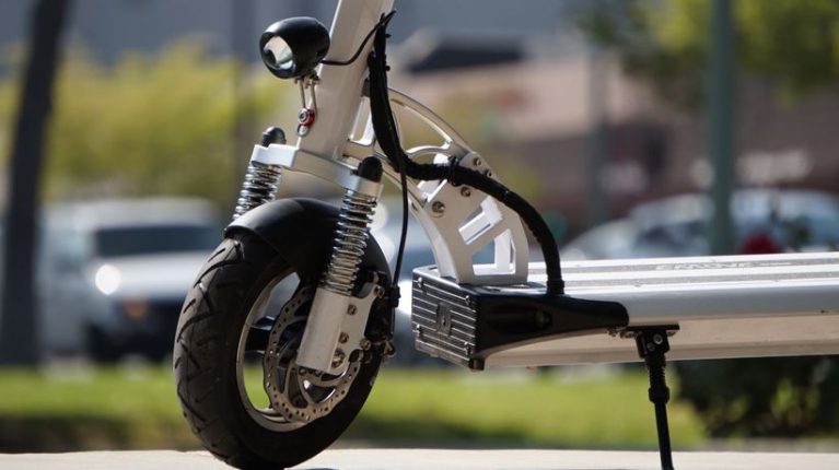 Best 25 MPH Electric Scooters (May 2022)