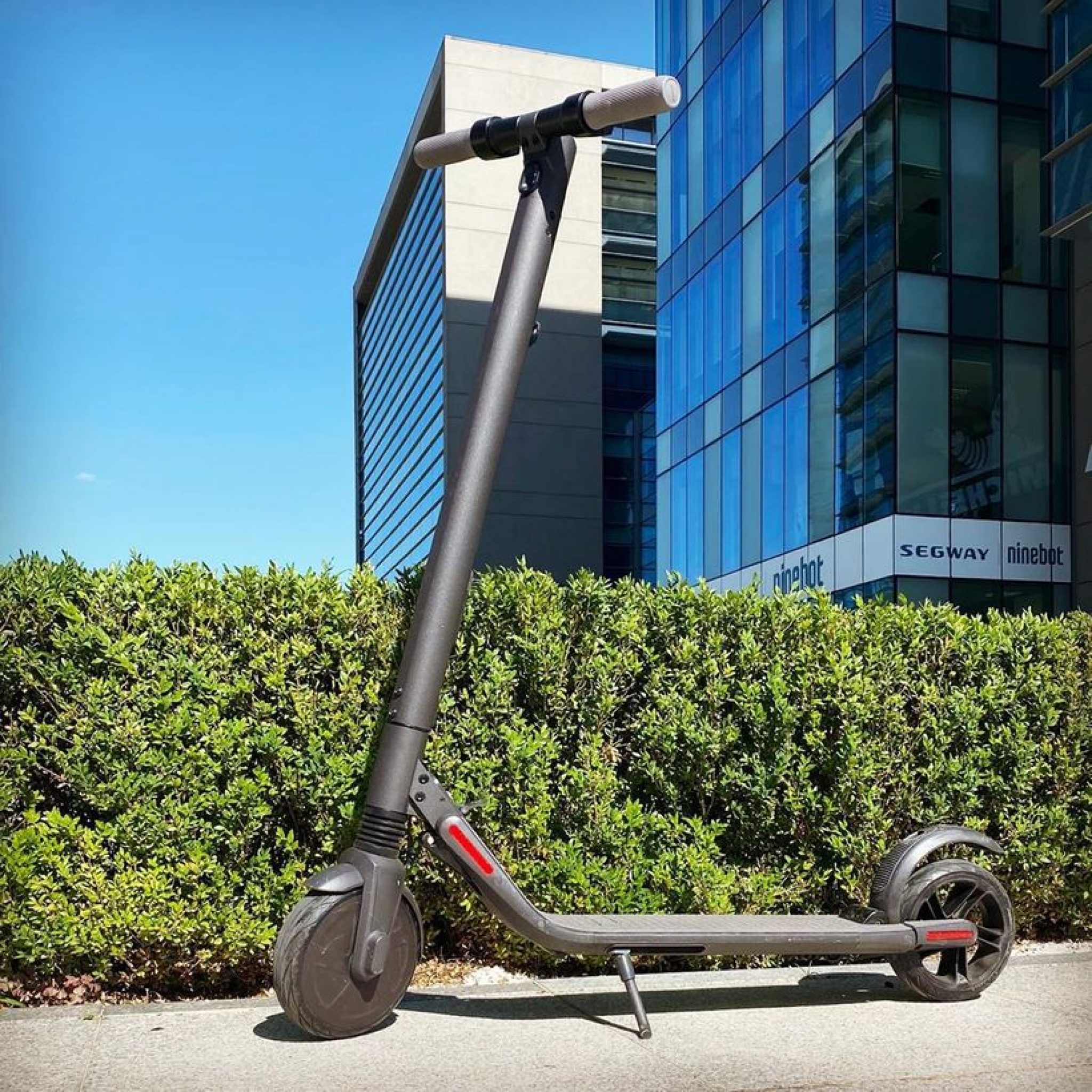 Segway Ninebot ES2 Review: 11 Things to Know (November 2024)