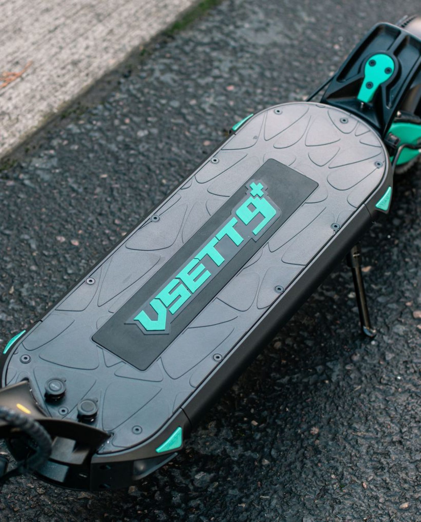 VSETT 9+R Review: A Dream to Ride Across Varying Terrain