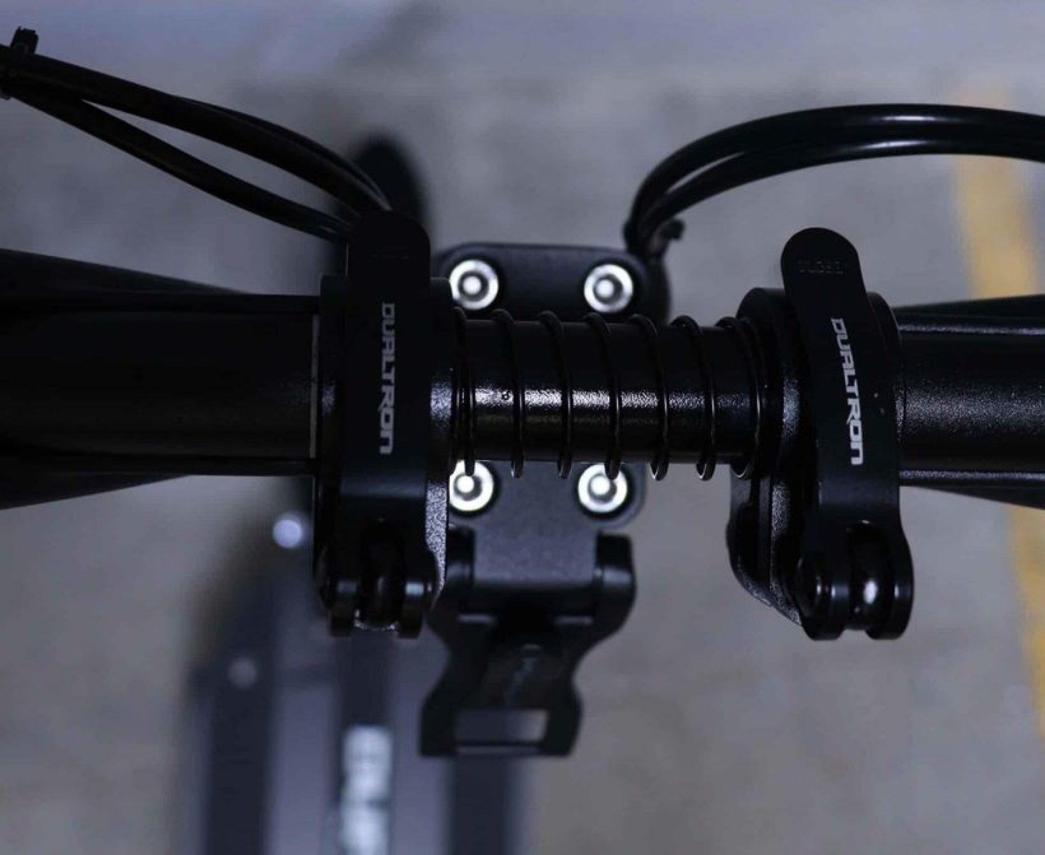 Order Dualtron Eagle Pro: Falls Behind the Leading Pack