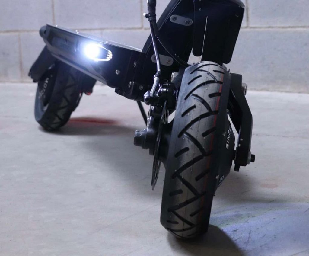 Order Dualtron Eagle Pro: Falls Behind the Leading Pack