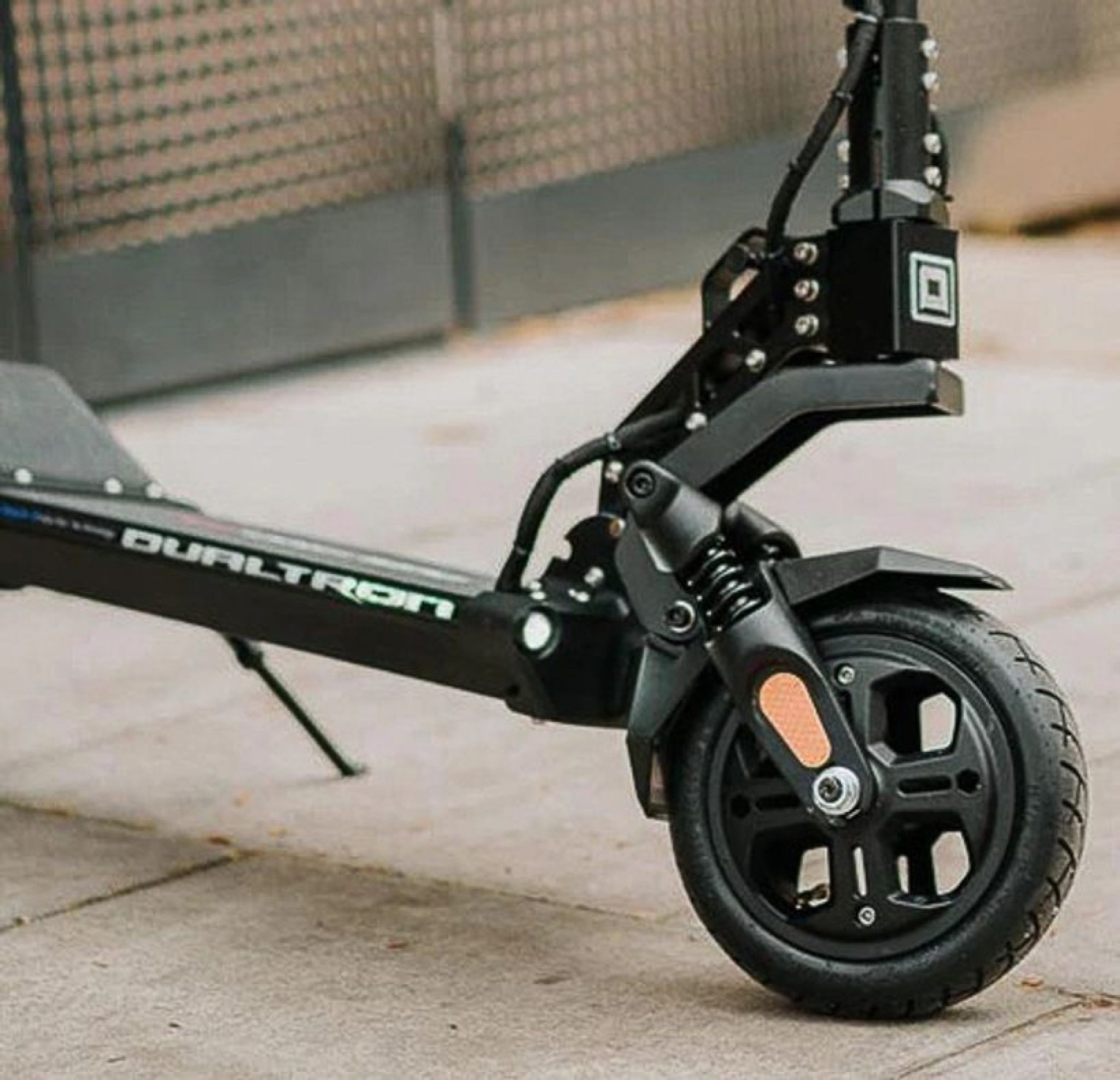 Order Dualtron Mini: Nimble, Responsive & Fun to Ride