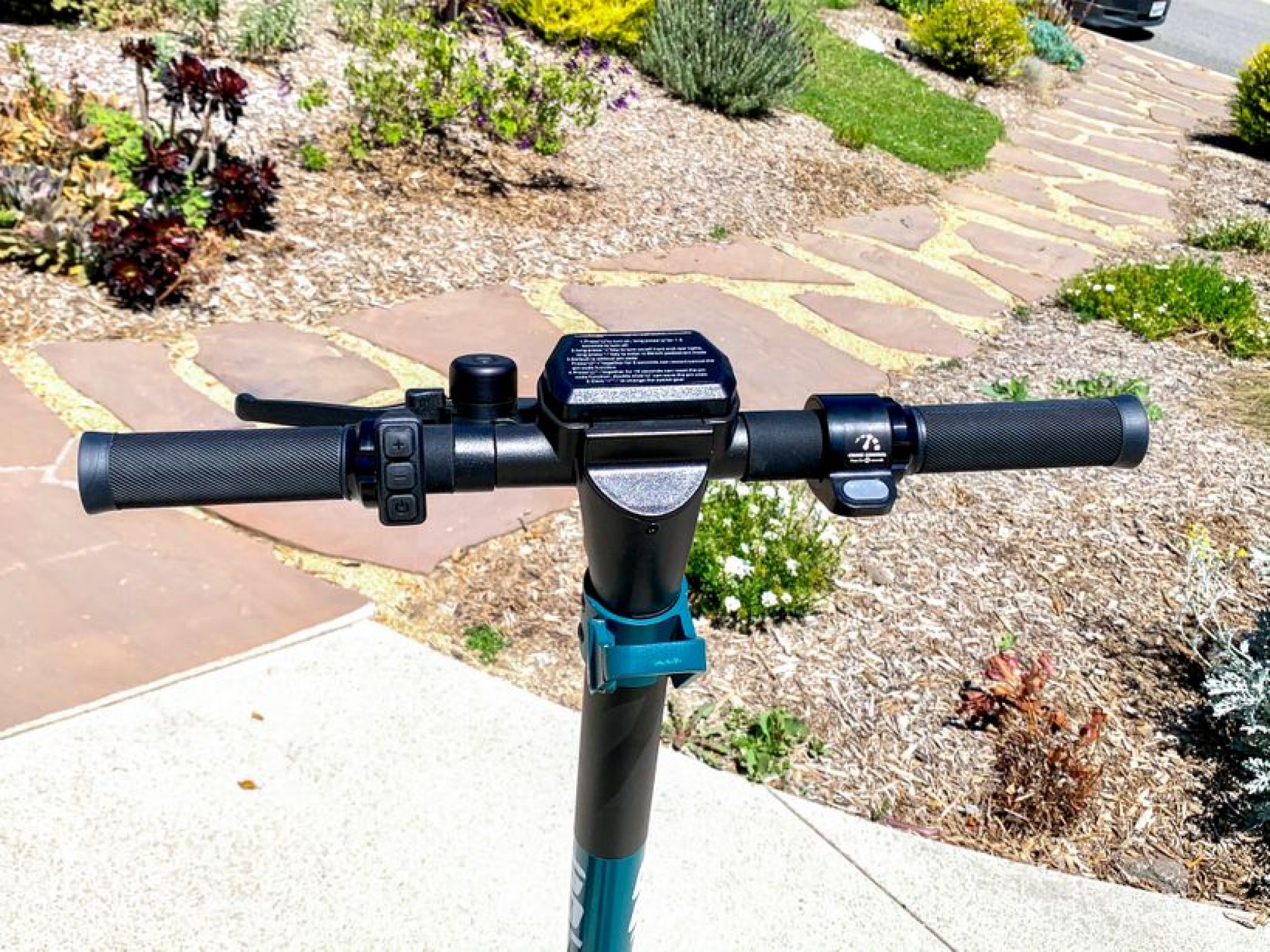 GoTrax GMAX Ultra Review: Packed With Stand-Out Features