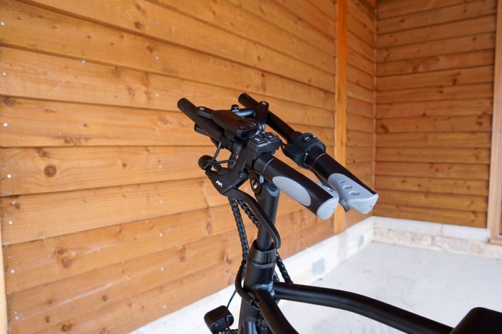 EMOVE RoadRunner Review: The Best Seated Electric Scooter
