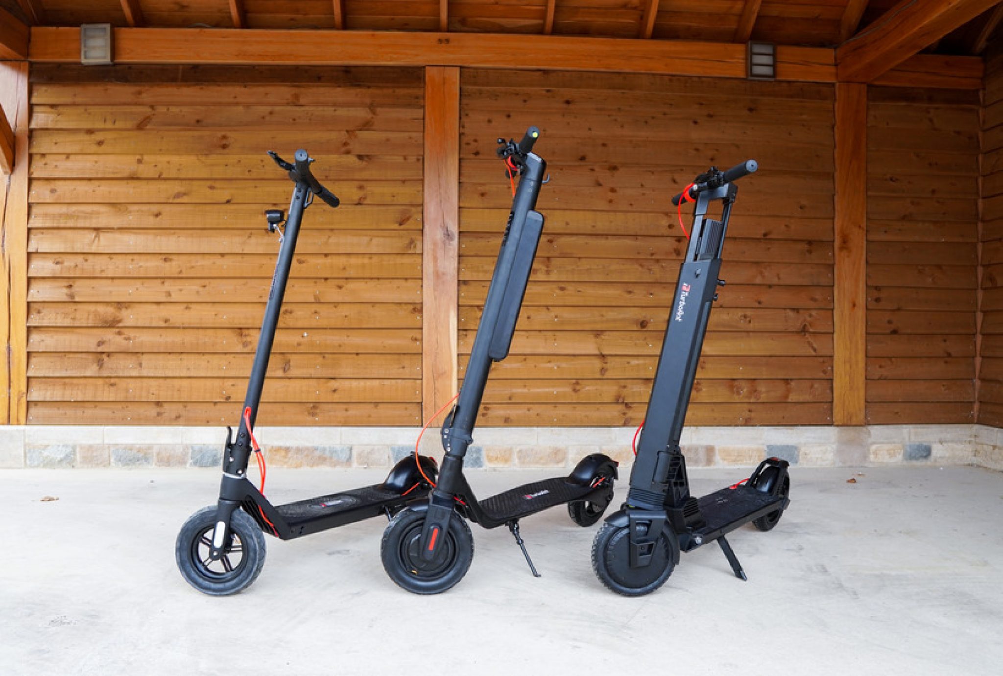 Turboant V8 Review: The Tank of the Budget Scooter Battlefield
