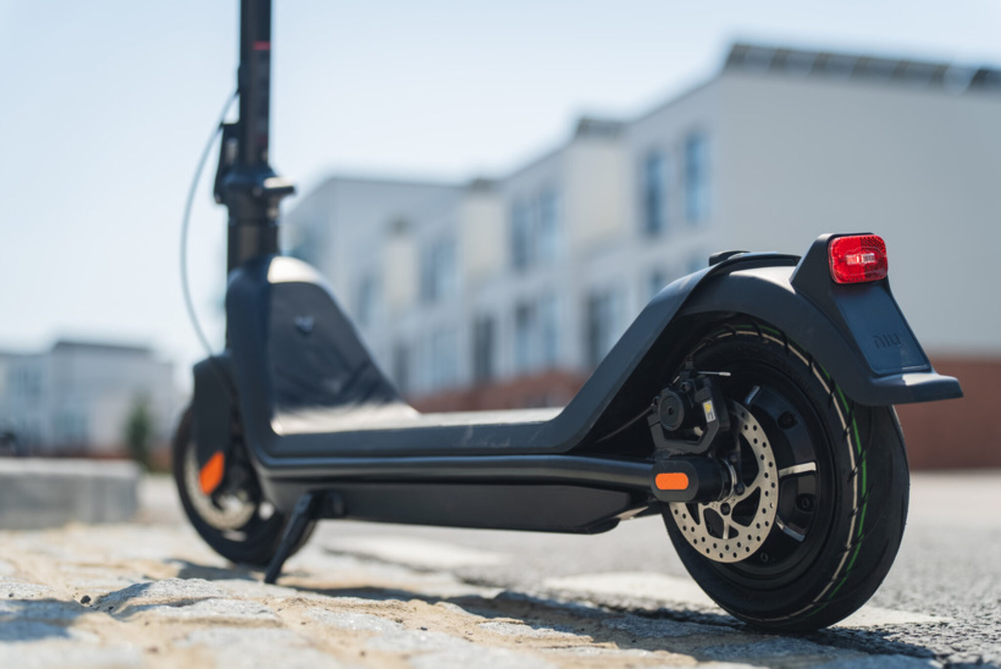 NIU KQi3 Pro Review: Sets a New Standard for Budget Scooters