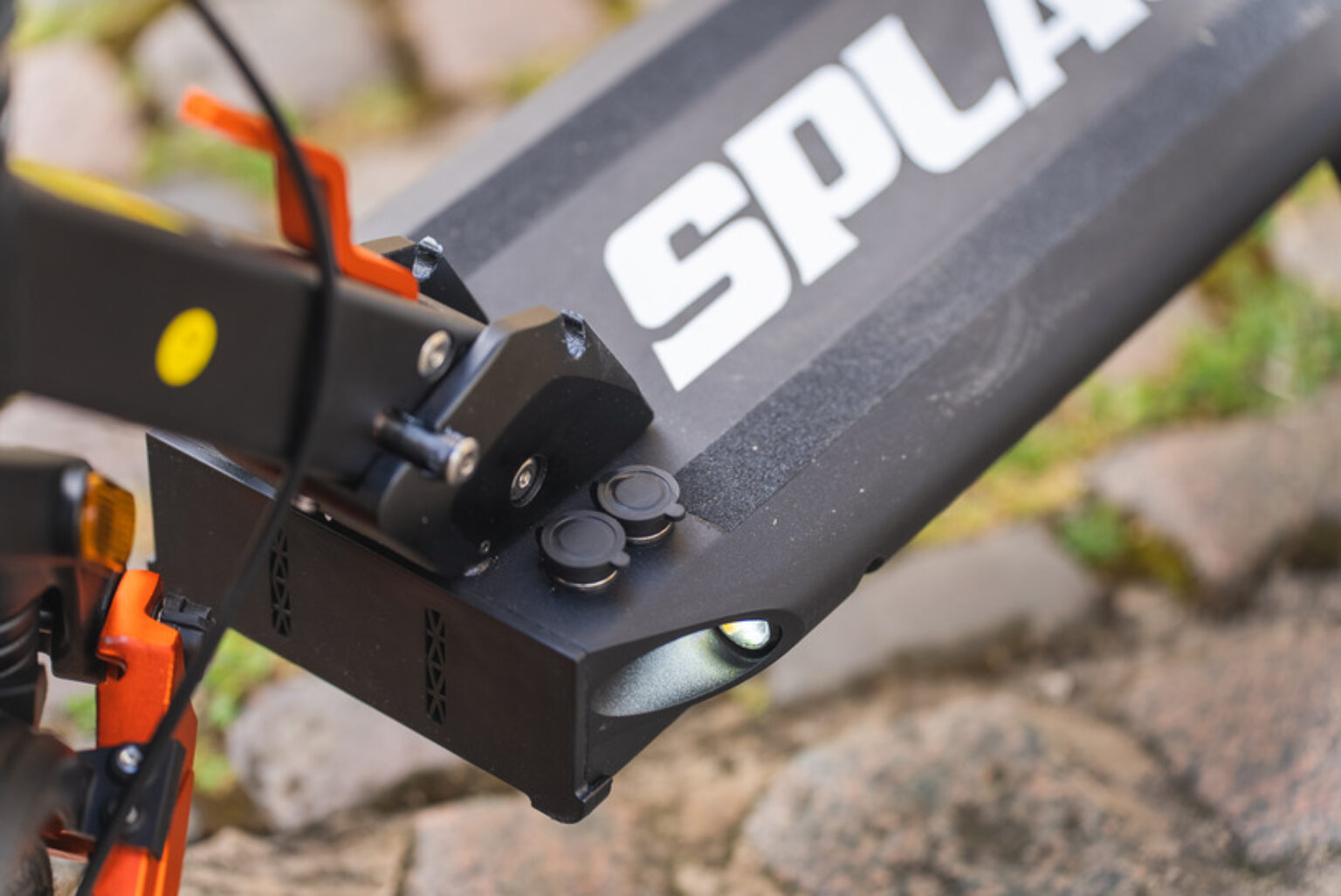 SPLACH Turbo Review: Best Electric Scooter Under $700