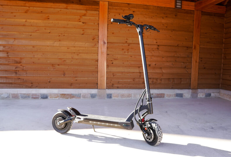 EMOVE Cruiser Review: Best Electric Scooter Sub $1,400