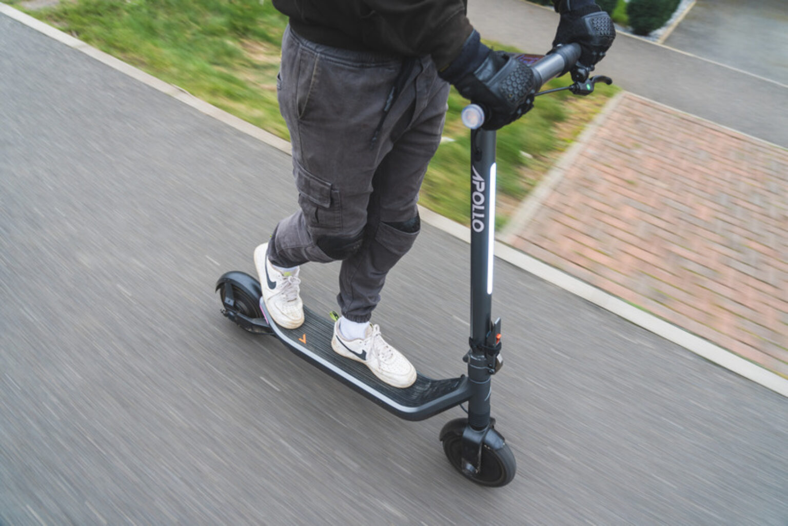 How to Choose an Electric Scooter For Heavy Adults