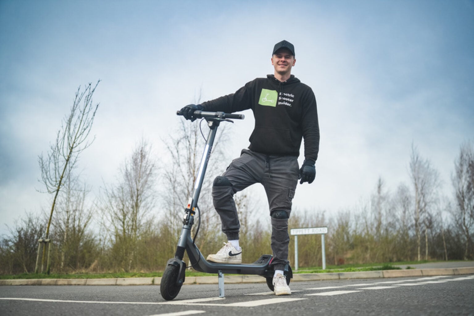 Apollo Go Review: Redefining Entry-Level Scooters with Innovation