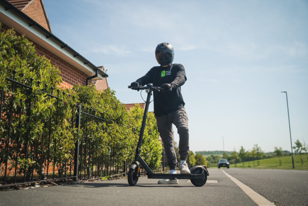 VMAX VX5 Pro Review: The Most Well-Rounded Budget Scooter