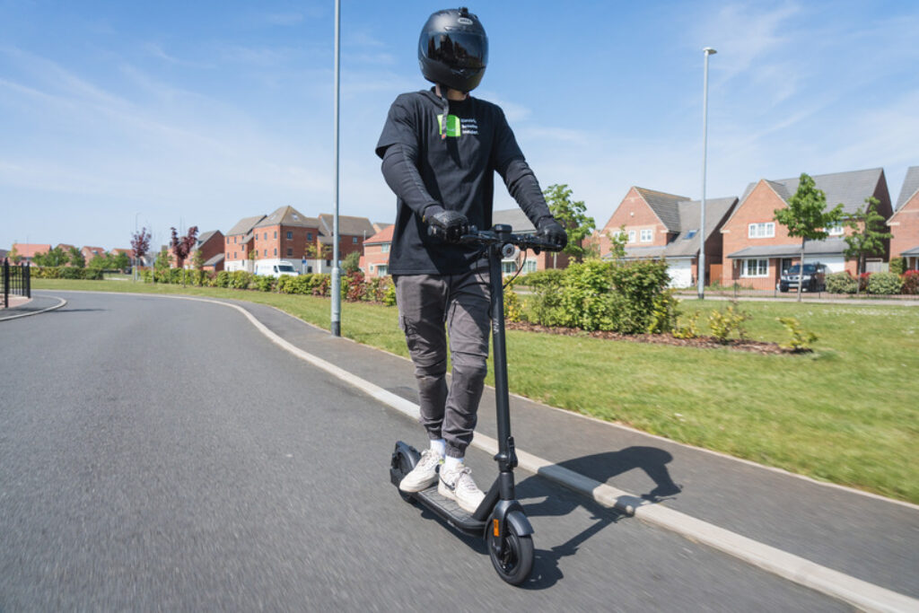VMAX VX5 Pro Review: The Most Well-Rounded Budget Scooter