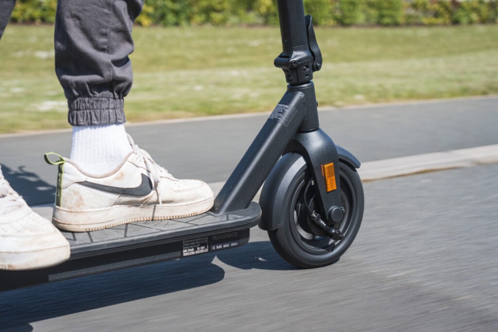 VMAX VX5 Pro Review: The Most Well-Rounded Budget Scooter