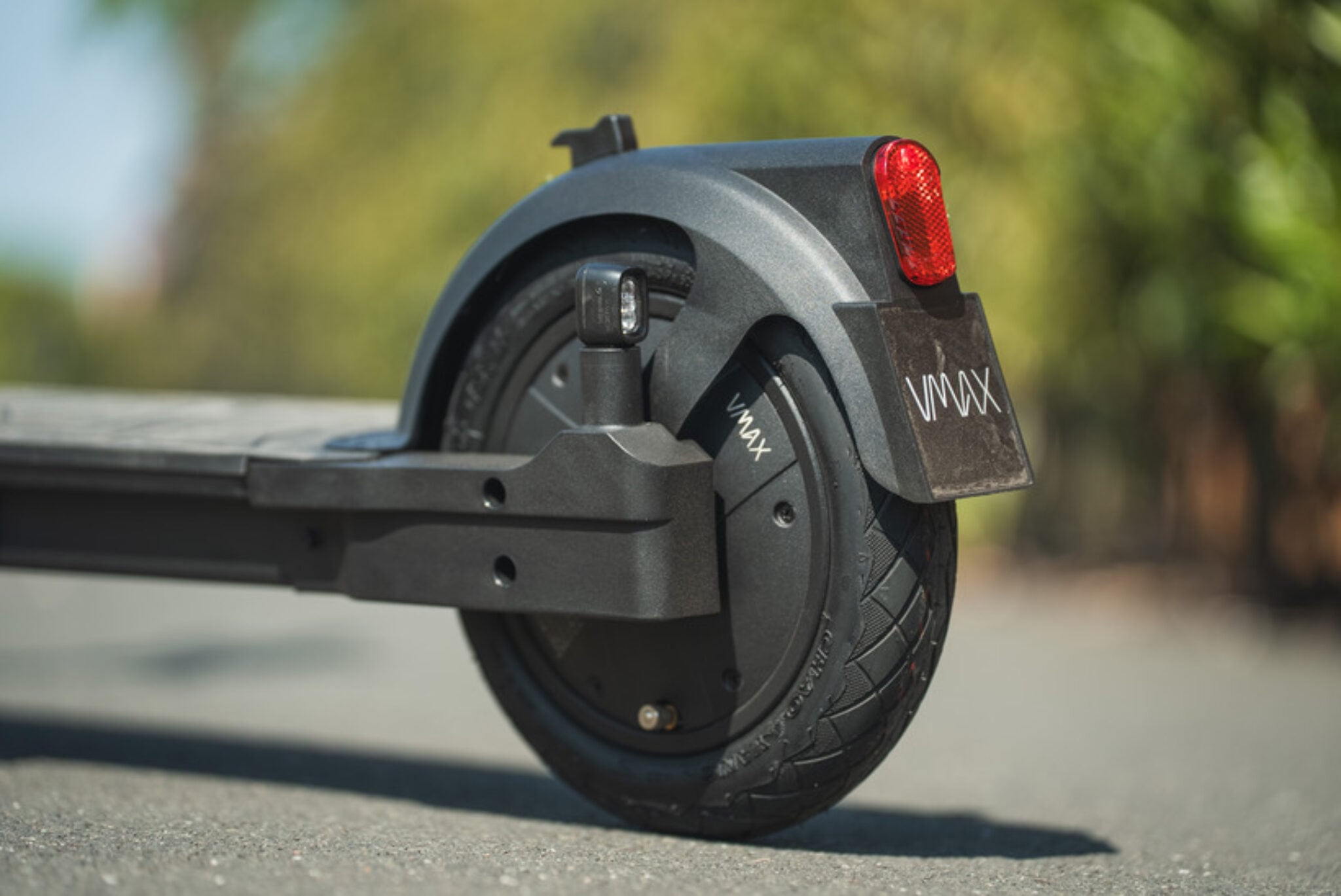 5 Best Electric Scooters Under $1,000 (I Tested 25 Models)