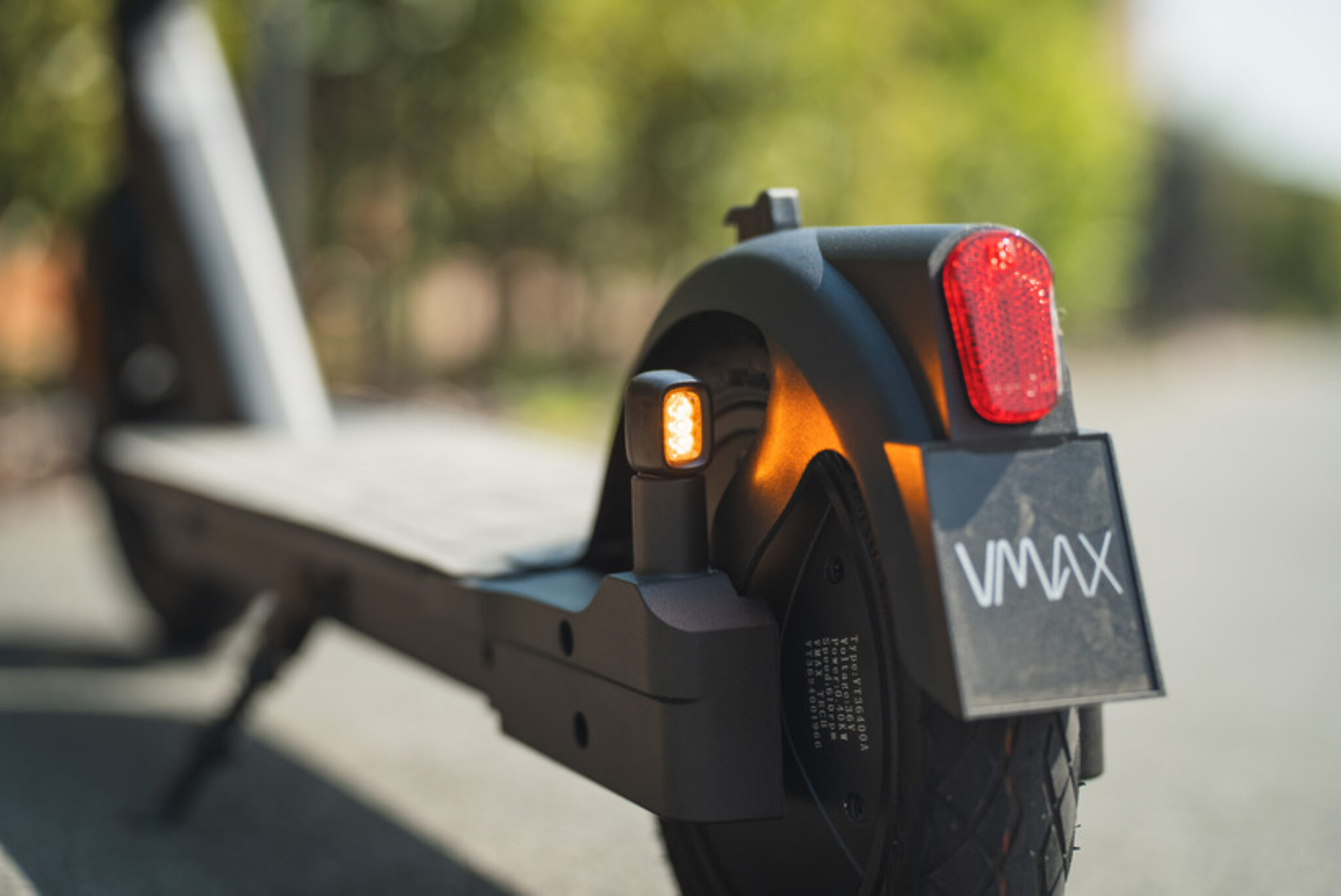 VMAX VX5 Pro Review: The Most Well-Rounded Budget Scooter